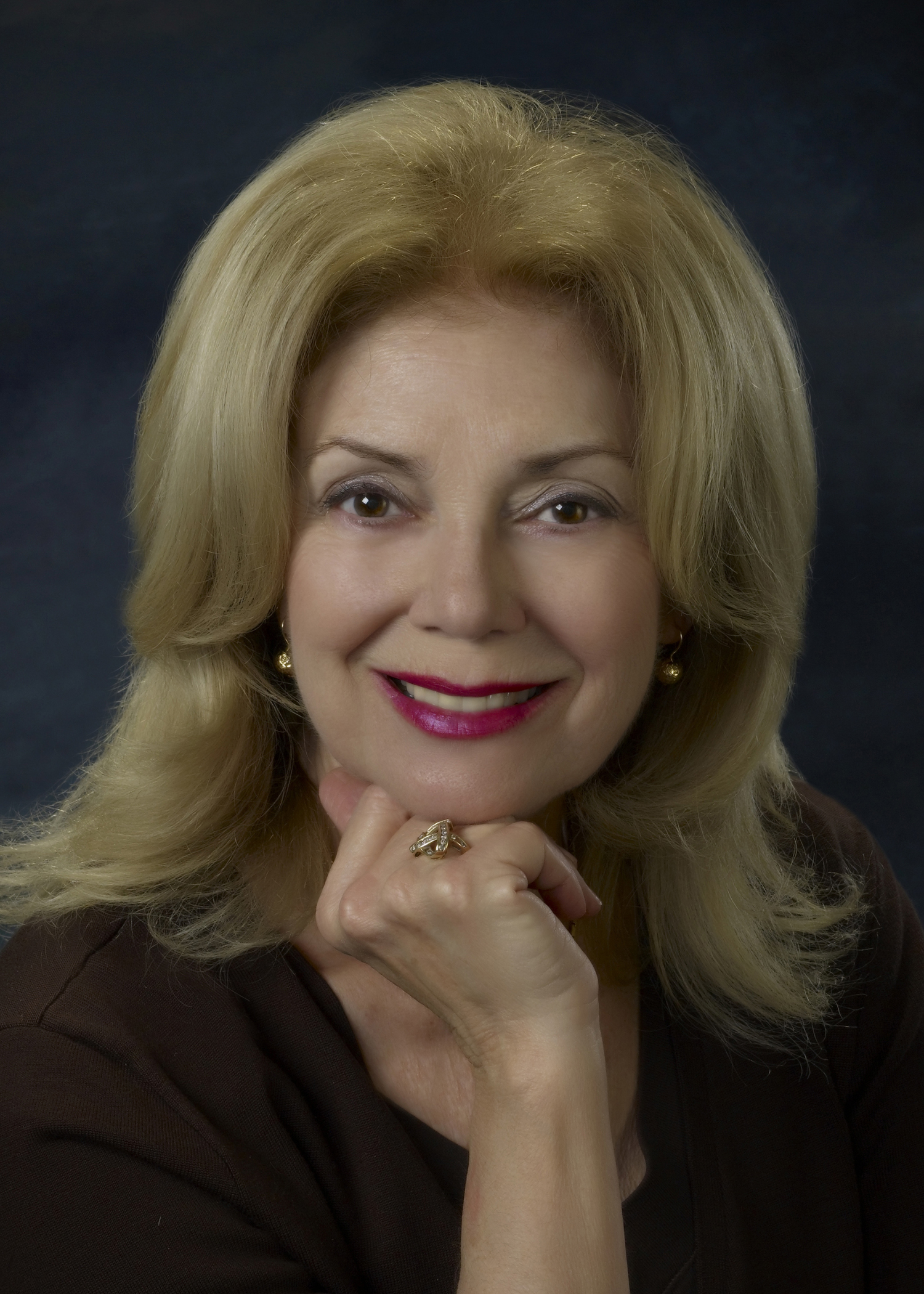 432: Gloria Bohan: From School Teacher to Travel Titan